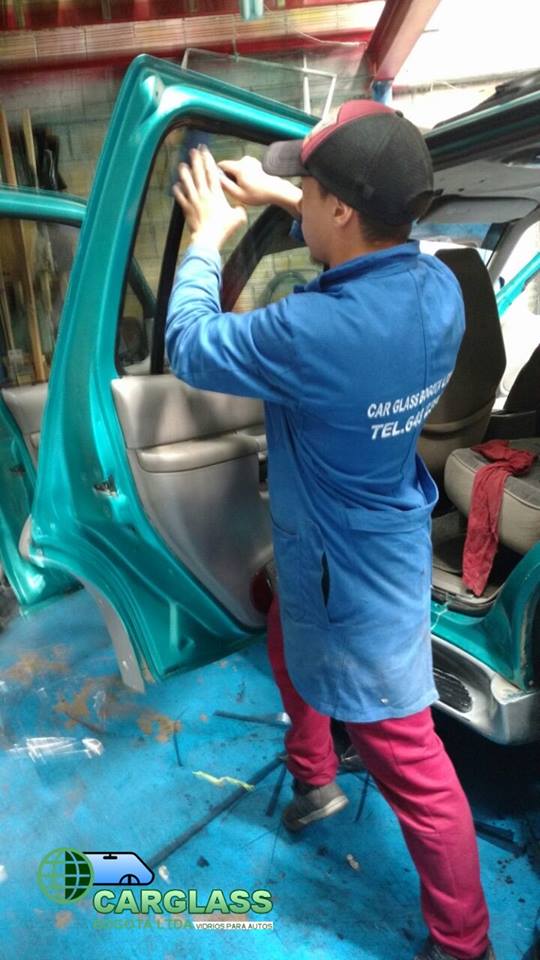 CARGLASS BOGOTÁ LTDA - Reparación de Parabrisas